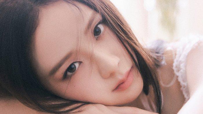 Trending di Youtube, Ini Lirik Lagu All Eyes On Me – Jisoo BLACKPINK dan Terjemahannya ...