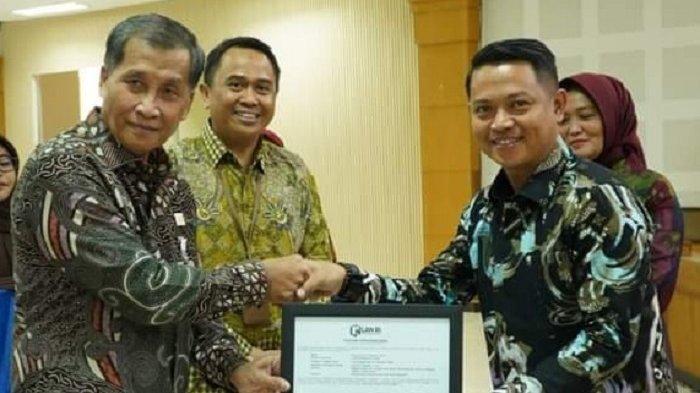 Kepala Imigrasi Banggai Raih Prestasi pada Pelatihan Kepemimpinan Pengawasan - Tribunpalu.com