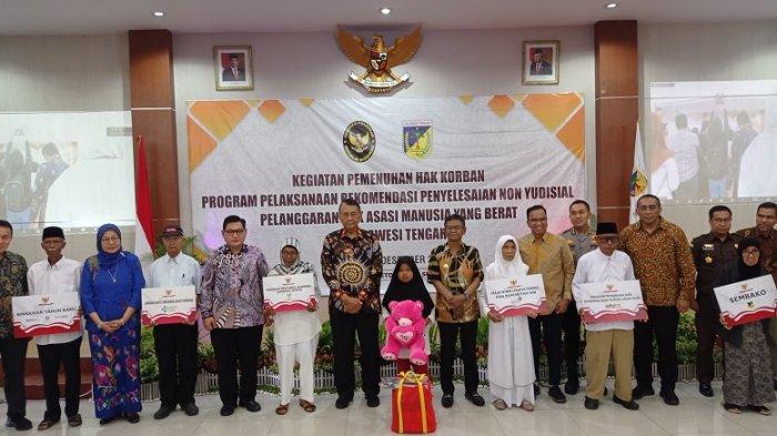 Korban Pelanggaran HAM Berat di Sulteng Terima KIS Prioritas, Dapat ...