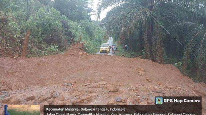 Jalan Menuju Desa Tompotika Makmur Banggai Tertimbun Longsor ...