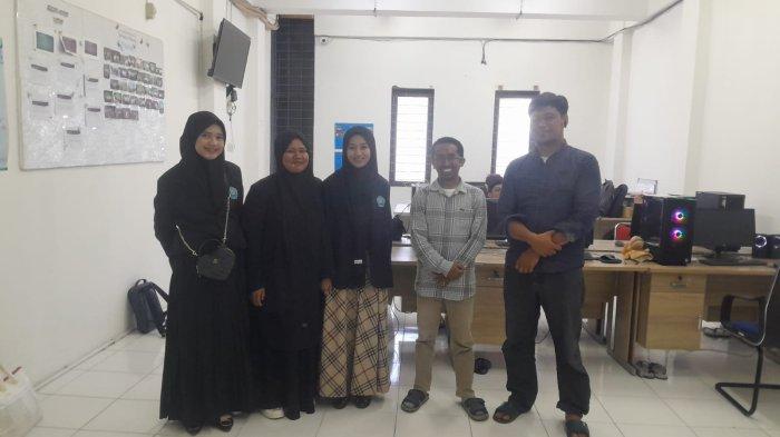 Mahasiswi Prodi KPI Unismuh Palu Akhiri Masa Magang di TribunPalu.com - Tribunpalu.com