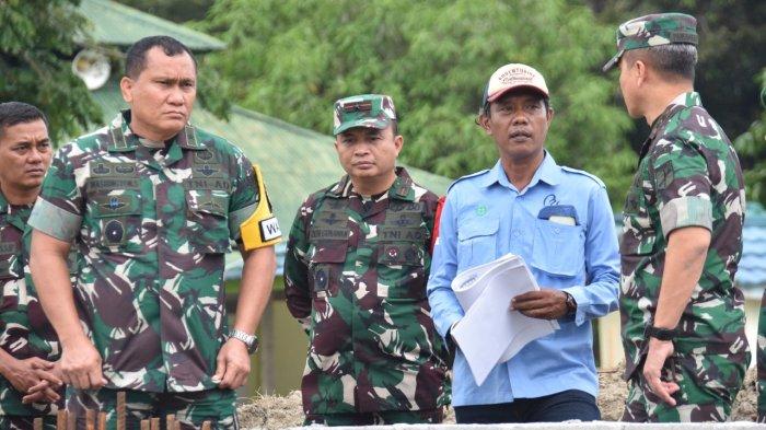Pangdam Merdeka Tinjau Pembangunan Fasilitas Baru di Kompi Senapan A ...