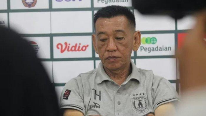 Pelatih Tony Ho Resmi Hengkang dari Persipura Jayapura, Posisinya Diambil Alih Asisten ...