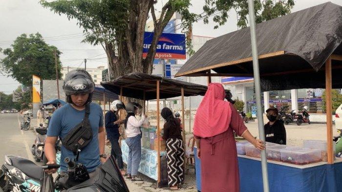 Berkah Ramadan, Penjual Es Buah di Jl Jendral Sudirman Palu Raup Untung ...