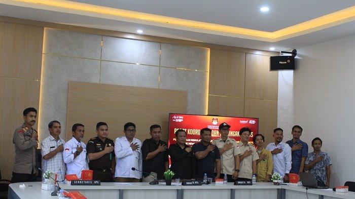 Jelang Tahapan Kampanye Pilkada Serentak 2024, KPU Morowali Gelar Rakor dan Bimtek - Tribunpalu.com