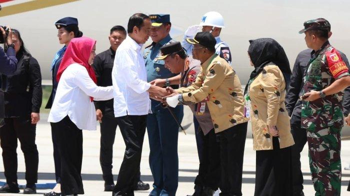 Rusdy Mastura-Vera Rompas Kompak Pakai Batik Maleo Sambut Presiden di ...