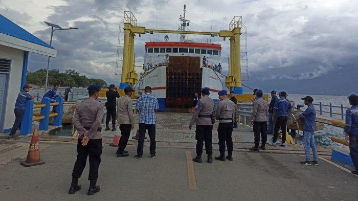 Mudik Lebaran 2024, Satgas Polair Lakukan Pengamanan di Pelabuhan Penyeberangan Taipa Palu ...