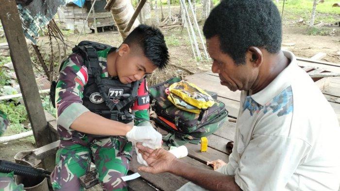Satgas Pamtas Yonif 711/Rks Keliling Kampung di Perbatasan Papua untuk Lakukan Hal Ini ...