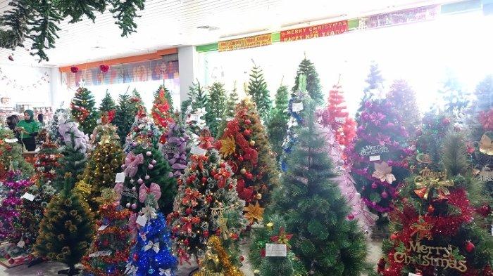 Daftar Harga Pohon Natal di Kota Palu, Mulai Rp 140 Ribu Hingga Rp 10 ...