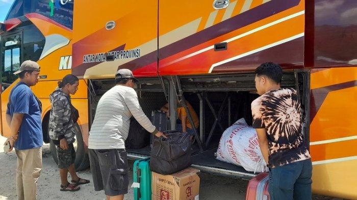 Puncak Arus Mudik di Terminal Tipo Palu Diprediksi H-4 Lebaran 2024 - Tribunpalu.com