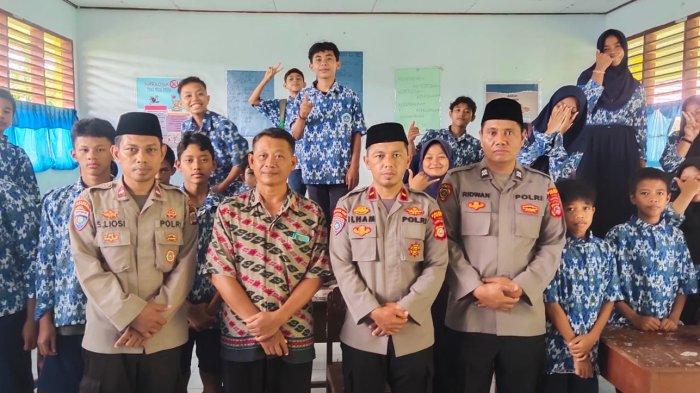 Satgas Madago Raya Penyuluhan di SMPN 6 Poso, Cegah Paham Radikalisme di Tingkat Pelajar ...