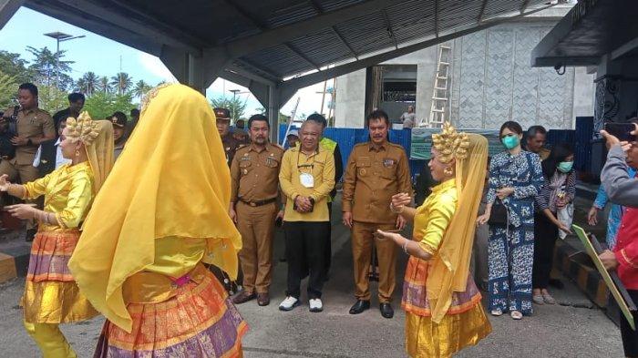 Tiba di Tolitoli, Tim Penilai Desa Wisata Disambut Penari Tradisional ...