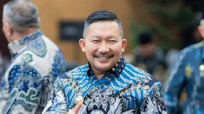 PLN Wujudkan Banggai Terang Lewat PLTMG Luwuk, Bupati Amirudin: Terima ...