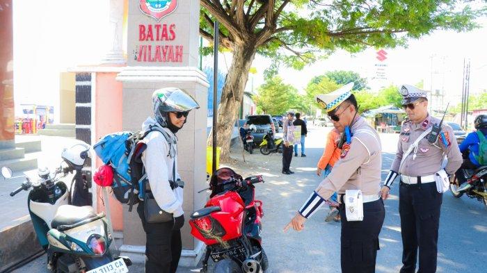 Tiga Hari Operasi Zebra Tinombala 2024 Polres Banggai: Ratusan Kendaraan Ditegur dan 8 Ditilang ...