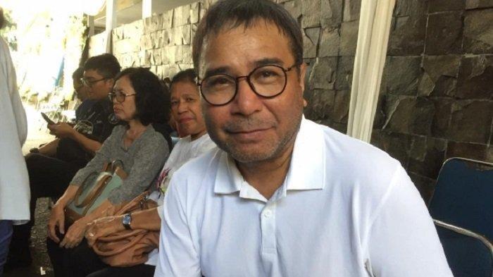 Harvey Malaihollo Nangis Ketahuan Tonton Video Porno saat Rapat di DPR, Ngaku Tak Sengaja ...