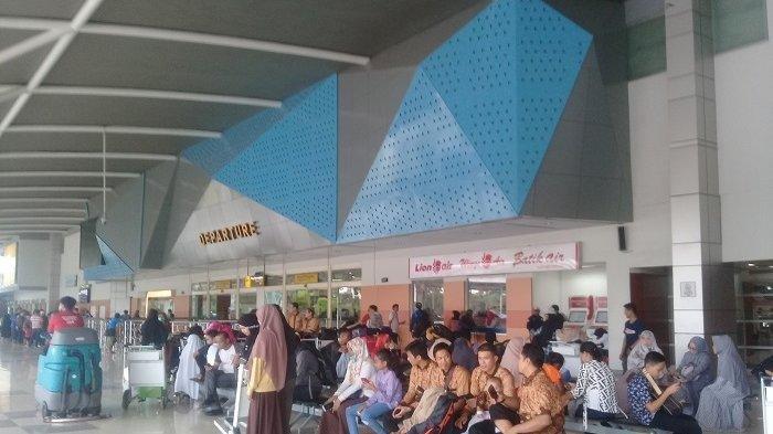 Pasca-Lebaran, Jumlah Penumpang & Angkutan Kargo di Bandara Internasional Sultan Hasanuddin ...