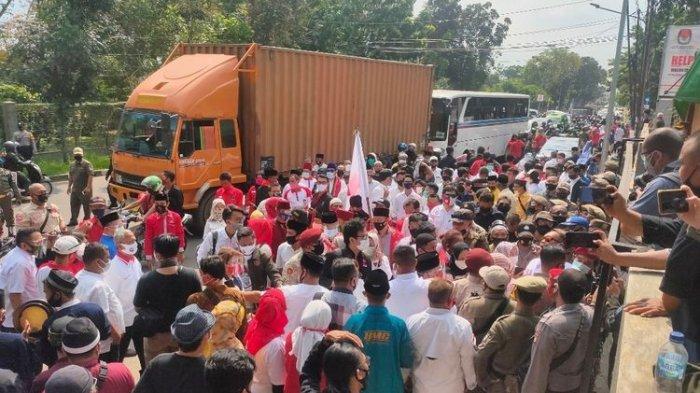 Abaikan Protokol Covid-19, Ratusan Pendukung Muhammad-Sara Datang ...