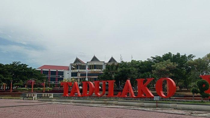 Untad Urutan Ke 8 Jumlah Mahasiswa Terbanyak di Indonesia - Tribunpalu.com