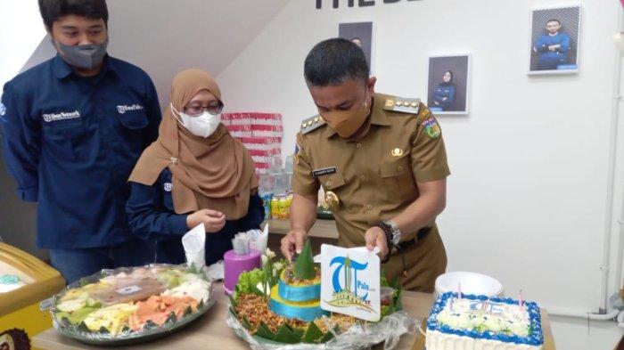 Wali Kota Palu Hadianto Rasyid Turut Rayakan HUT Ke-1 TribunPalu.com ... Wali Kota Palu Hadianto Rasyid Turut Rayakan HUT Ke-1 TribunPalu.com ...