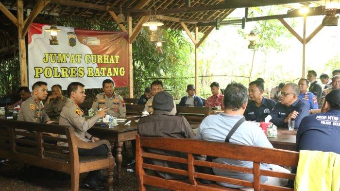 Jumat Curhat, Kapolres Batang AKBP Saufi Salamun Ajak PWI Bersinergi Jaga Kamtibmas - Tribun ...