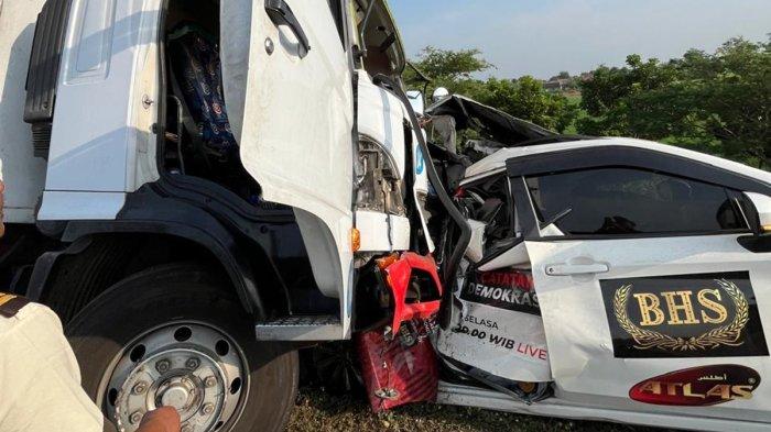 Ini Data dan Identitas Korban Tewas dan Luka Kecelakaan Mobil TVOne di Tol Pemalang - Tribun ...