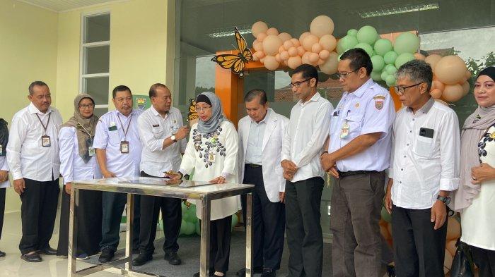 Pj Bupati Batang Resmikan Pembangunan Labkesda, Ini Layanan Kesehatan ...