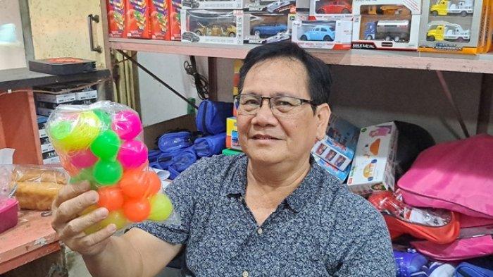 Imbas Larangan Dimainkan di Sekolah, Penjualan Lato-lato di Banyumas ...