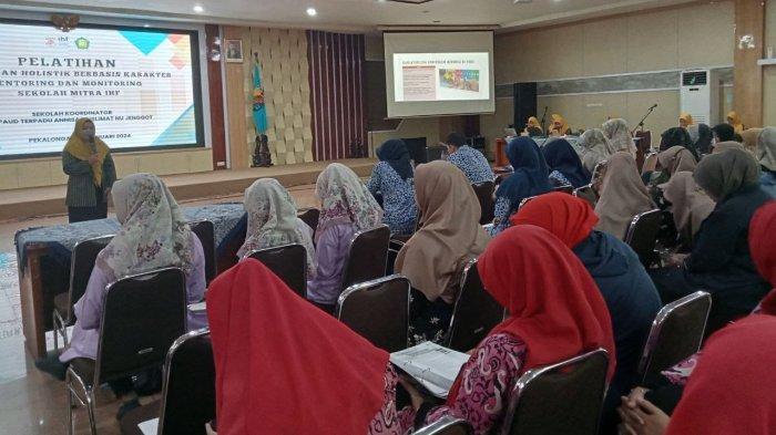 Puluhan Guru PAUD di Kota Pekalongan dan Batang Dibekali Pelatihan PHBK ...