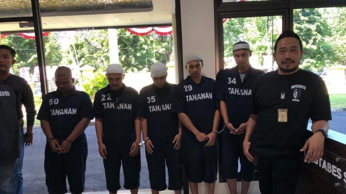 Lima Pemuda dari Kelompok Silat Keroyok Pekerja Tol di Semarang, Penyebabnya Berawal Live Tiktok ...