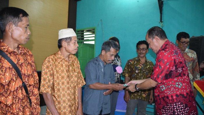 700 Penderes di Desa Pageraji Banyumas Akhirnya Punya BPJS ...