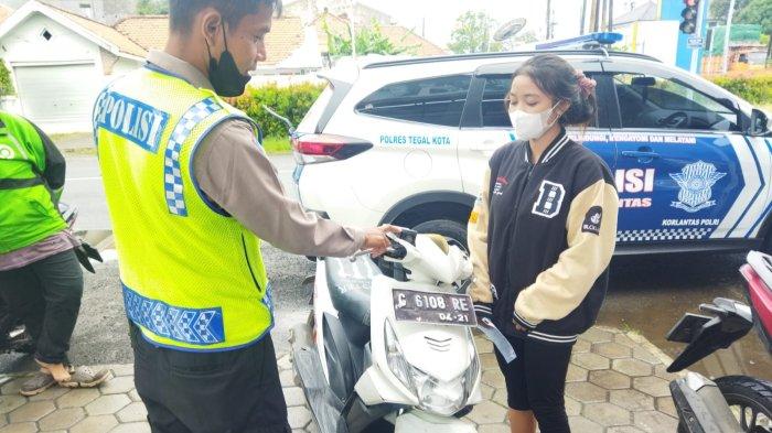 Ini Berbagai Pelanggaran Saat Operasi Keselamatan Lalu Lintas Candi 2023 di Kota Tegal - Tribun ...