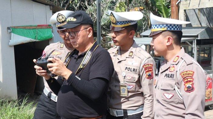 Polisi Uji Coba ETLE Drone di Exit Bojong Kabupaten Pekalongan - Tribun-pantura.com
