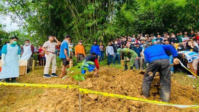 Bukan Jerry Agung, Akhirnya Polisi Bongkar Makam Mayat Korban Pembunuhan Dalam Karung di Tegal ...
