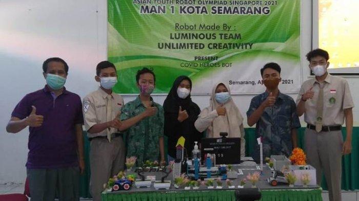 Robot Covid Heroes Bot MAN 1 Kota Semarang Raih Medali Emas Kompetisi ...
