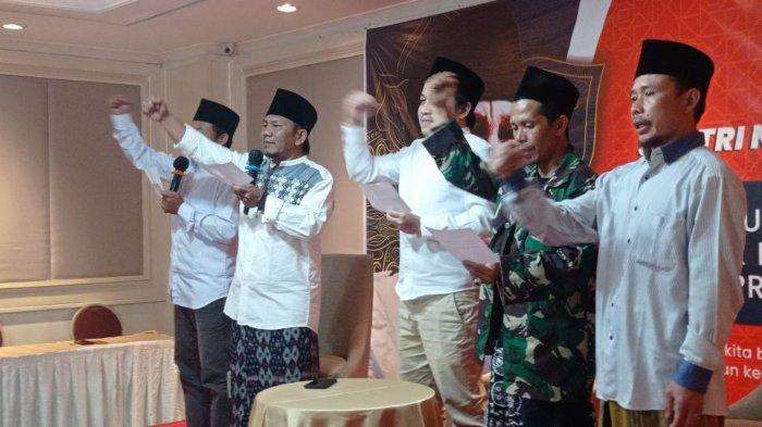 Ratusan Santri dan Kiai Kampung di Pekalongan Deklarasi Dukung Prabowo Presiden 2024 - Tribun ...