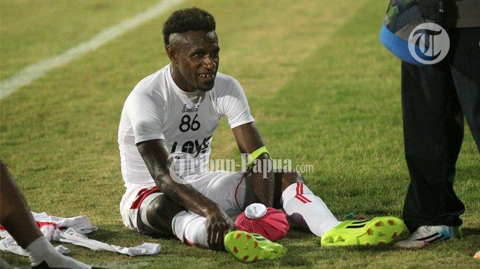 Boaz Solossa Gabung Persija Jakarta? - Tribun-papua.com