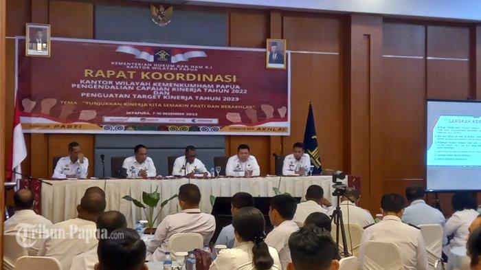 Buka Rakor Kanwil Kemenkumham Papua, Sekjen: Selesaikan Target Kinerja! - Tribun-papua.com