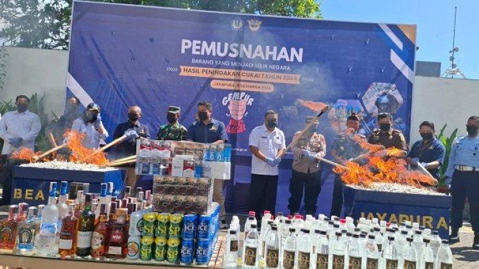 Bea Cukai Jayapura Musnahkan Ribuan Rokok dan Miras Ilegal, Selamatkan Negara Ratusan Juta ...