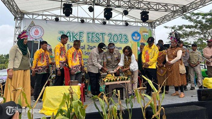Jake Fast 2023, Bupati Keerom: Festival Perpaduan Budaya dan Pertanian ...