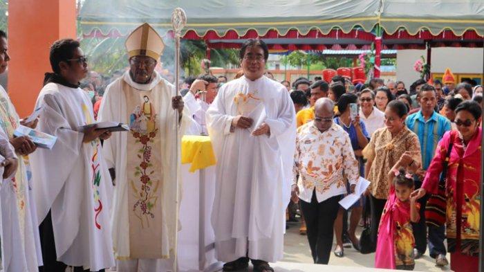 Resmikan Gereja Hati Kudus Yesus, Uskup Yan You: Naikan Status Jadi ...