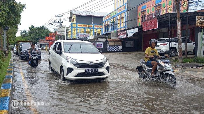 Ini Tanggapan Pemkab Jayapura, Soal Genangan Air Comberan di Depan ...