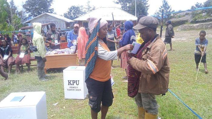 Pemilu 2024 di Kabupaten Jayawijaya, Sebagian Besar TPS Terapkan Sistem ...