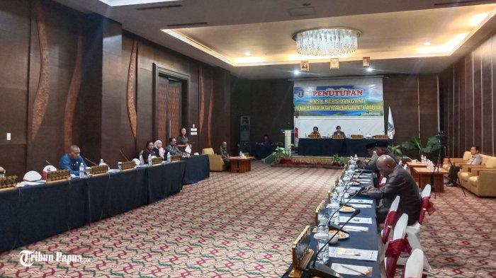 SIHAR TOBING Keberatan Sidang Penutupan Masa Persidangan Diwakili ...