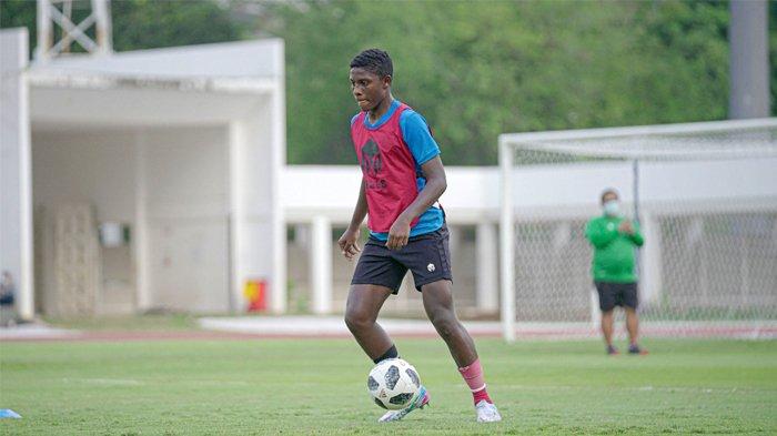 Setelah Todd Rivaldo Ferre, Kini Anak Jacksen Tiago Dilarang Merumput 1 ...