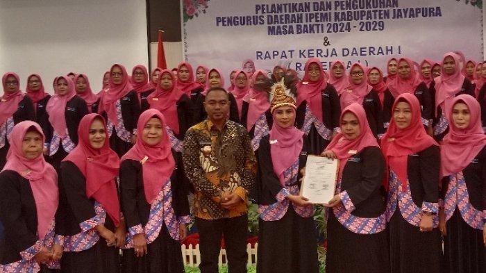 Pengurus Baru IPEMI Kabupaten Jayapura Dilantik, Triwarno Harap Bangun ...