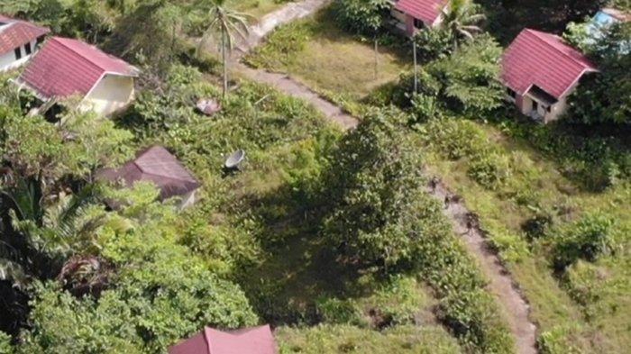 Kisah Kapolres Maybrat Berkunjung ke Kampung Aisa yang Tak Berpenghuni, Rela Jalan Kaki Berkilo ...