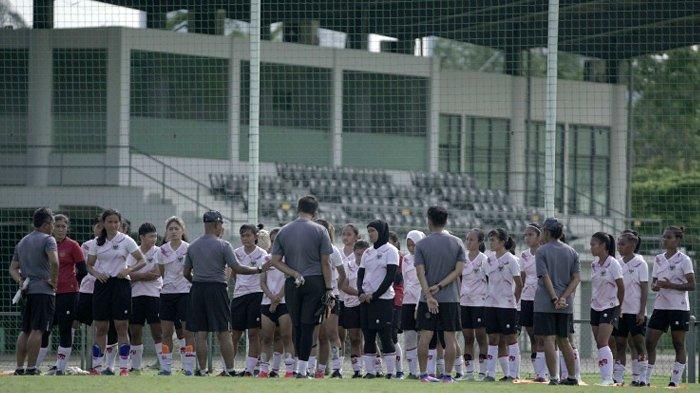 2 Putri Papua, Marsela Yuliana Awi dan Remini Chere Rumbewas Dipanggil ...