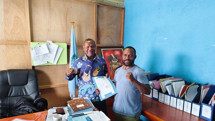 Yayassn Nies Word Terima SK Pengoperasian Sekolah - Tribun-papua.com