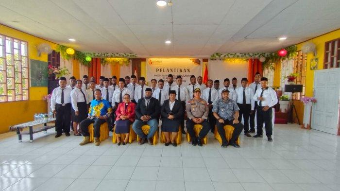 30 Panwas Distrik Resmi Dilantik Komisiener Bawaslu Sarmi - Tribun ...