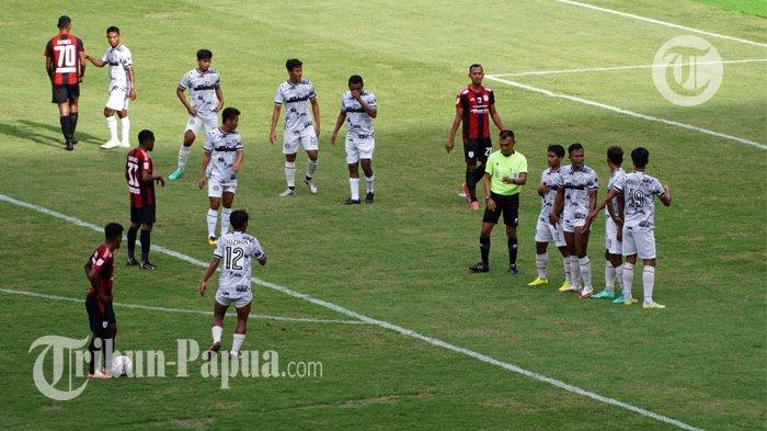 GOL! Gunansar Mandowen Pecah Kebuntuan Persipura - Tribun-papua.com